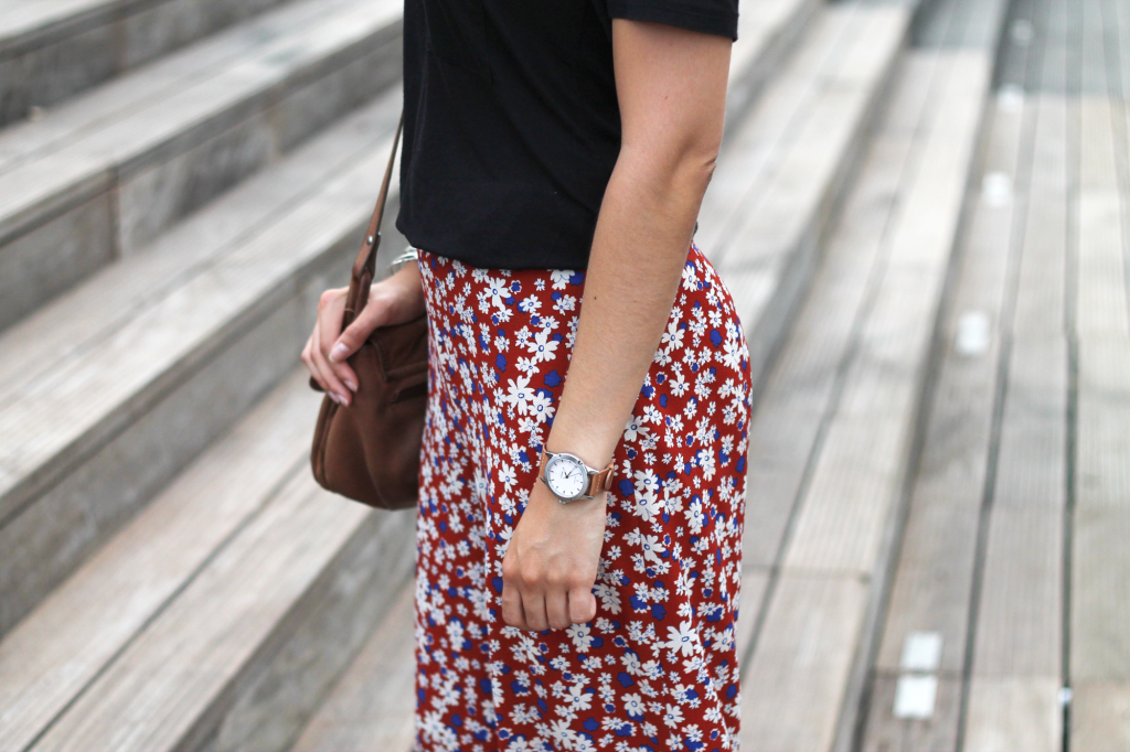 La jupe Suédine festonnée – Milk with mint